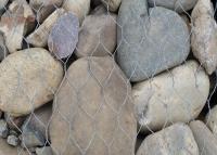 China Hot Dip Galvanized PVC Coated Gabion Wire Mesh For Rock Walls for sale