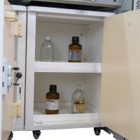 China Acid & Alkali Resistant Fireproof Chemical Laboratory Fume Hood with Explosion Proof for sale