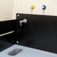 China Acid and Alkali Resistant Polypropylene Heat Resistant Laboratory Chemical Duct Fume Hood Explosion Proof for sale