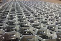 China Low Carbon / Stainless Steel Hexmesh Refractory Bending Tech for sale