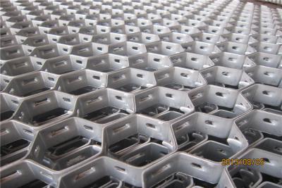 China Tortoise Shell Mesh And 2.5mm Hexmesh Grid Cyclones Refractory Lining Hexmetal  Mesh for sale