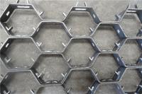 China AISI321 Stainless Steel Hex Mesh Refractory Lining 1m-2m Width for sale