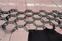 China Refractory Anchors Hex Mesh SS304 310S Support Customized With 50x50mm Mesh for sale