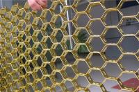 China 50X50mm Silver Hexmesh Refractory Hexagon Expanded Metal Grating for sale