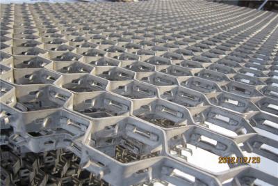 China SS 304 Hex Mesh, Hex Steel, Hex Metal Grating Hexagonal Hex Steel/ Refractory Lining Anchor / Cyclone Separator for sale