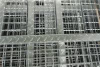 China Steel Grating Hot Dip Galvanized Expanded Metal Stair Tread Grating for sale