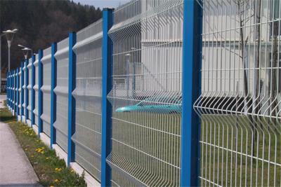 China Q235 3D Garden Fence 2.4m High V Mesh Security Fencing Low Carbon Steel for sale