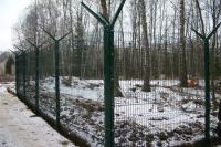 China Q235 3D Curved Wire Mesh Fence For Highway / Airport Service Area for sale