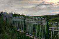China 2.4x2.4m Tubular Steel Fence Galvanized Metal Panel Iron Wire Mesh Ornamental for sale