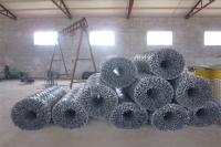 China Factory Supply Galvanized / Stainless Steel BTO22 BTO-25 28 30 CBT 45 60 65 Barbed Diamond Welded Razor Wire Mesh Fence for sale
