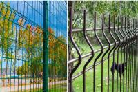 China Garden Buildings 3D Bending Fence Curved V Beam Security Fencing for sale