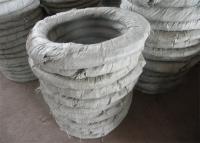 China Hot Dipped Galvanized BTO22 450mmx10kg Per Roll With Clips Cross Razor Barbed Wire for sale