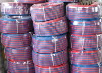 China 6MM Grade R Rubber Twin Welding Hose Red & Blue 20 Bar For Gas Cutting BS EN559 for sale