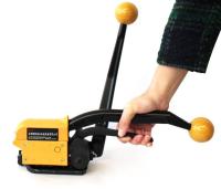 China Easy To Operate Mini Handheld Strapping Machine for Food Candy Snack Chocolate Packing for sale