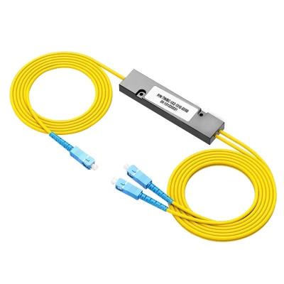 China Single-Mode G652D/G657A Fiber Optic Cable Splitter with 1*2 SC/UPC to SC APC Connector for sale