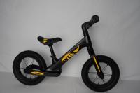 China Alloy Frame Lightweight Childrens Bikes OEM With Plastic Wheels for sale
