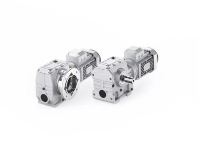 China Helical Gear Reducer 61-23200N.m Torque Foot Mounted Solid Hollow Shaft for sale