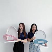 China SUNTEN SU039 Soft Close Toilet Seat with Built-in Children Seat Urea 445x368mm for sale