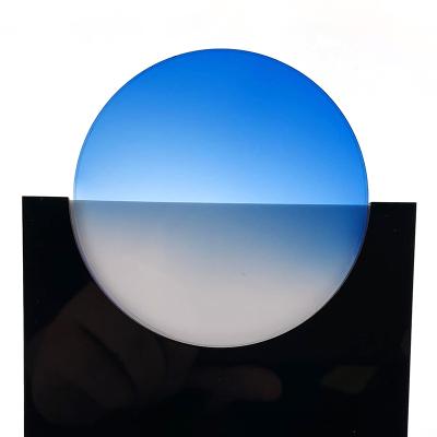 China Hot-Selling MR-8 1.60 (60%) Gradient Blue Sunglass Lenses / Eyeglass Lenses for sale
