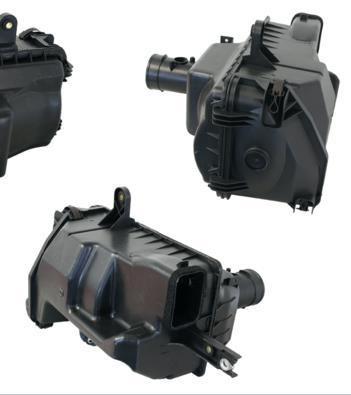 China Toyota Hiace 2.5 D-4D Air Filter Housing Box 17700-30260 for 2006-2016 4WD Models for sale