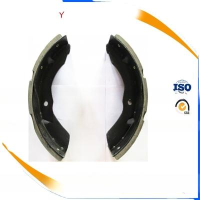 China 3131 FR Brake Shoe for Hyundai County 58305-45A61 58305-45A62 Standard Size 6mm Backing Plate for sale