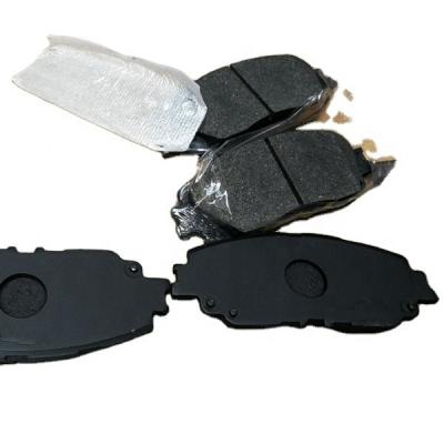 China 04465-33480 Front Brake Disc Pad for Toyota Camry 2018 Direct Fitment Smooth Braking for sale