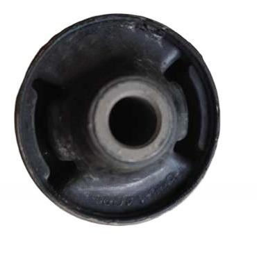China Hyundai Accent II KIA RIO Front Suspension Bushing 54584-1G000 - 45mm OD 22mm ID OEM Replacement for sale
