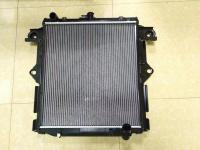 China Toyota Land Cruiser 100 Car Radiator 16400-17400 16400-17401 OE Replacement for sale