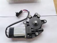 China 80731-95F0A Front Left Window Regulator Motor for Nissan Sunny N16 Navara D23 12V for sale