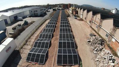 China Solar PV Container Rail Type With 110KW Capacity Modular And Scalable Mobile Solar Power System for sale
