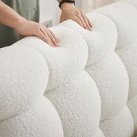 China OEM/ODM Furniture Factory direct sales of the latest design of white lambwool cake velvet fabric cream bread hotel beds for sale