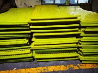 China Min 3mm Aperture Tensioned Polyurethane Screen Mesh For Stone Sieving for sale