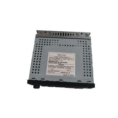 China Original MR517927 Single Disc Car CD Player Radio Head Unit Stereo Function Replacement for Mitsubishi Montero V73 V77 6400 for sale