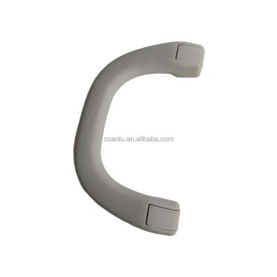 China MB769617 Suitable for the Front Pillar Armrests of Mitsubishi Pajero V31, V33 and V43 Auto Accessories for sale
