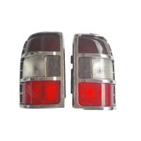 China Original MR414041 MR414042 Parking & Turning Signal Light Bulbs 12V New for Mitsubishi Pajero Montero V33 1989-1999 for sale