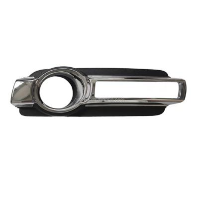 China Complete Fog Lamp Daytime Running Light Cover 6400G121 6400G122 Driving Lights for Mitsubishi Pajero Montero 4 IV 2015 New for sale