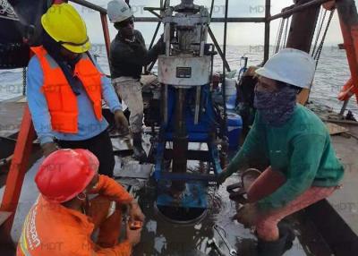 China 200m Depth 90° Angle Spindle Drilling Rig For Professional Drilling for sale