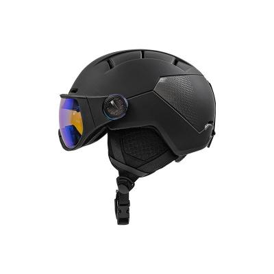 China Adjustable Adult Winter Sports Helmet Featuring Head Protection Snowboard Skiing Safety Goggles Visor CE Certified for sale