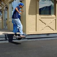 China 10.5Ah 700W One Wheel Manual Skateboard With Guard Rail for sale