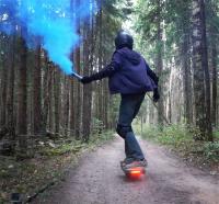 China Balancing 1 Wheel Powered Skateboard 18 To 25km 700W for sale