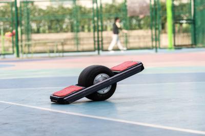 China SGS 1000W One Wheel Self Balancing Skateboard With Sparkle Lights for sale
