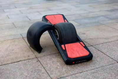 China Self Balancing 700w Electric Skateboard Powered Skateboard Single Wheel for sale