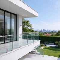 China Frameless Tempered Glass Railing and Modern Glass Balustrade with High Scratch Resistance for Balcony and Stair for sale