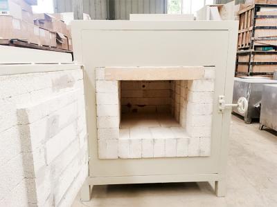 China 1200C Electric Muffle Furnace for Laboratory Heat Treatment 2.5KW 220V for sale