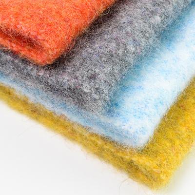 China Blended Brushed Yarn For Knitting 1/6NM 6%Alpaca 6%Wool 44% Recycled  Polyester 40% Nylon for sale