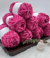 China Machine Washable Chenille Yarn in Various Colors and Styles for sale