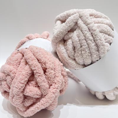 China 1/0.14NM 100% Polyester Soft Fluffy Round Velvet Merino Wool Yarn For Hand DIY Weaving for sale