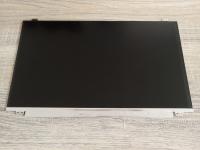China 330cd/m2 15.6