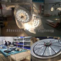 China Bright Adjustable Portable Surgical Light 220V 50Hz for sale