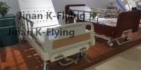 China Aluminum Alloy Guardrails 2 Function Hospital Bed Folding for sale